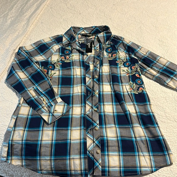 Tolani | Tops | Nwt Tolani Collection Plaid Shirt | Poshmark